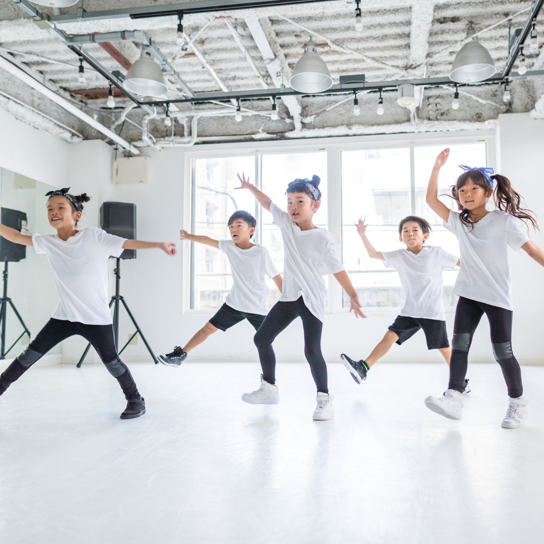 お子さまの成長を促すダンス！身につく力とその効果とは？ | Play Studio Sai